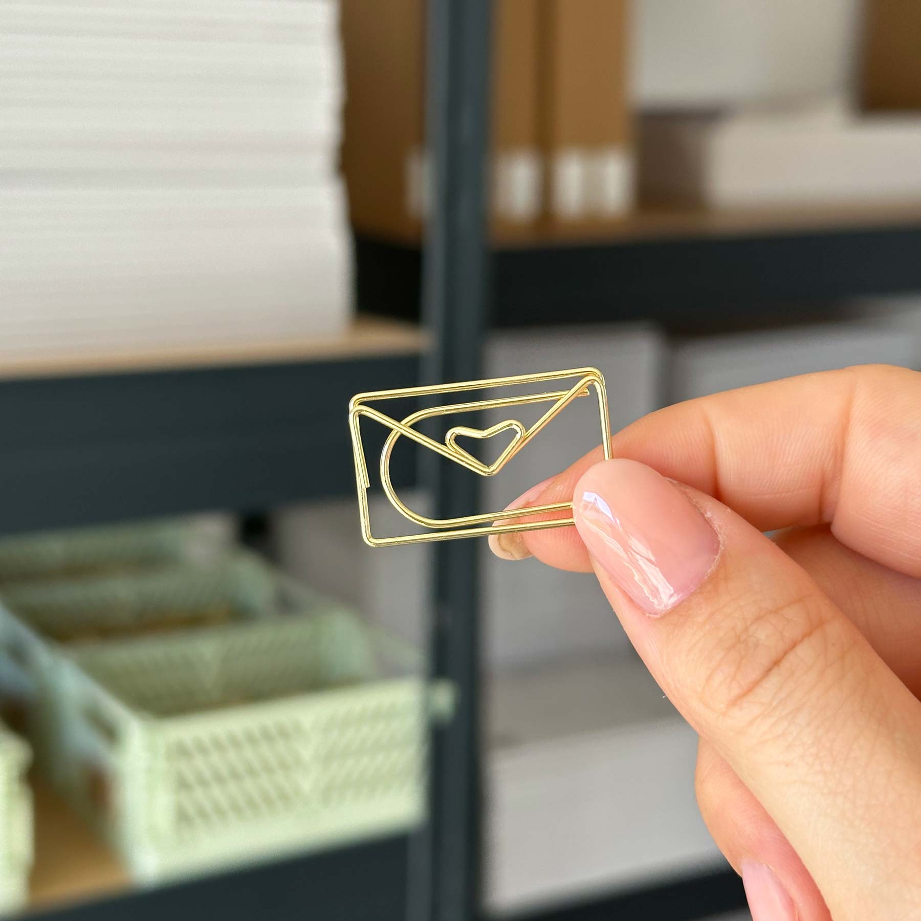 Letter paper clips - Gold - 5 pieces – koko & lynn